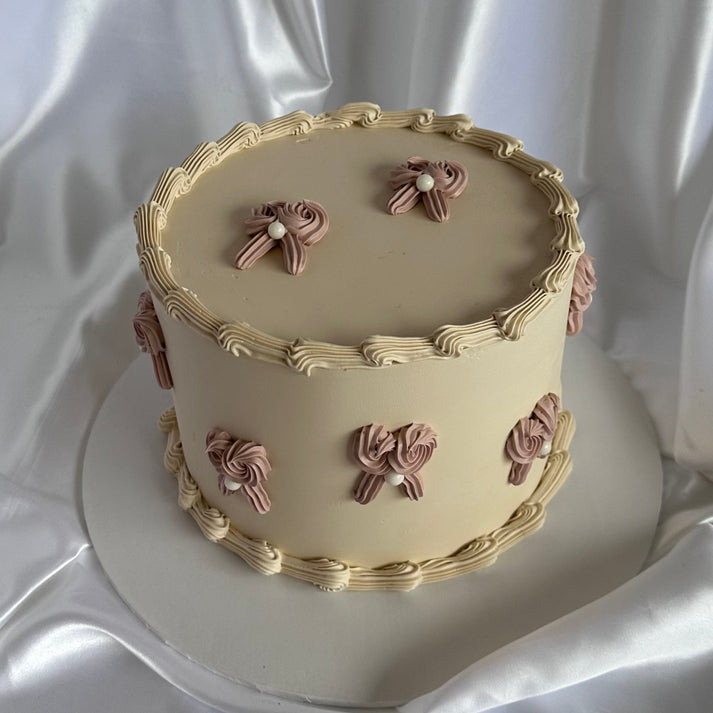 Bow Era – Bal Bakes