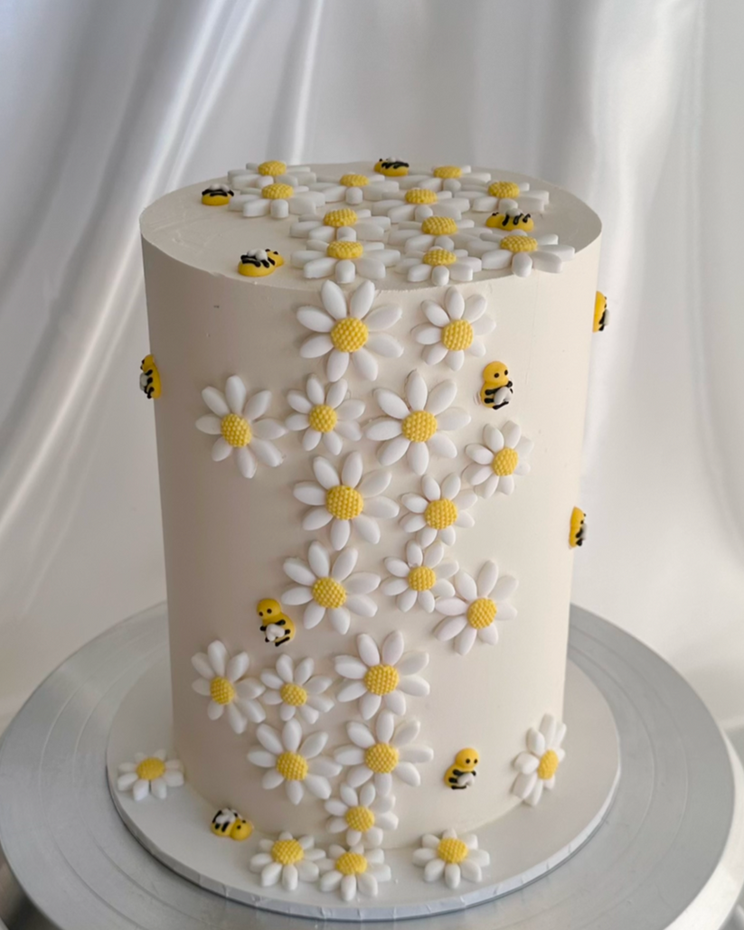 Busy Bees – Bal Bakes